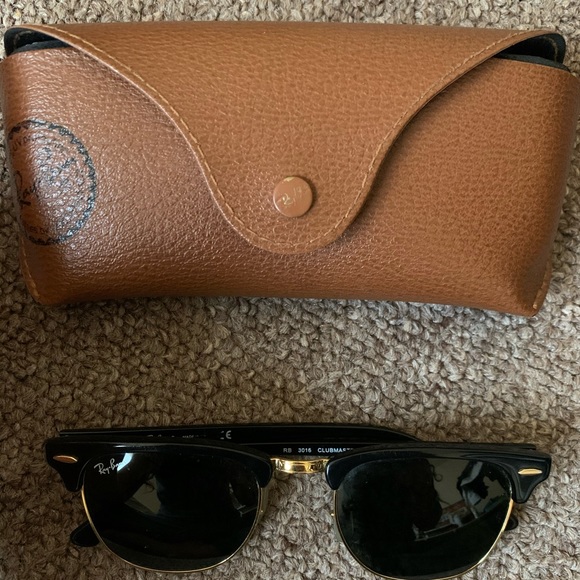 Ray-Ban | Accessories | Black Classic Rayban Clubmasters | Poshmark